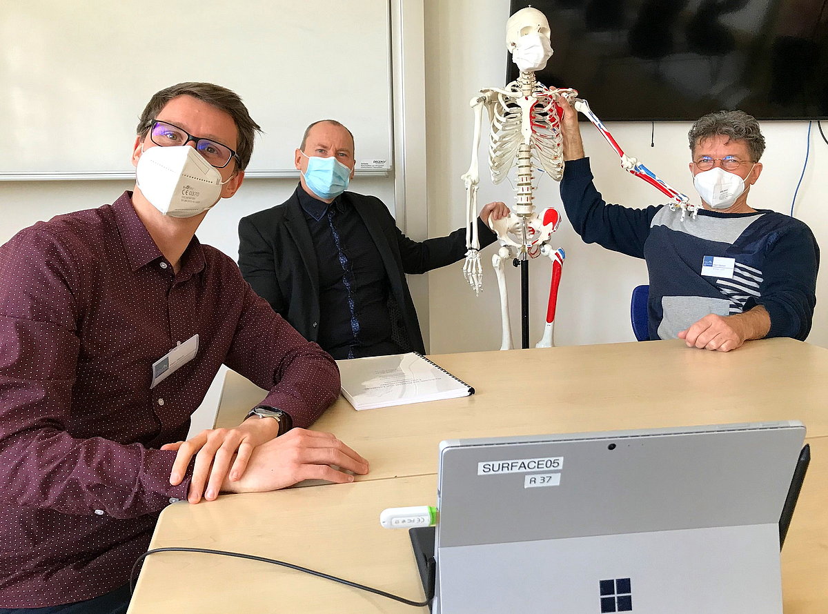 Erfolgreicher Tag der offenen Tür am FSG: Friedrich-Schiller-Gymnasium ...